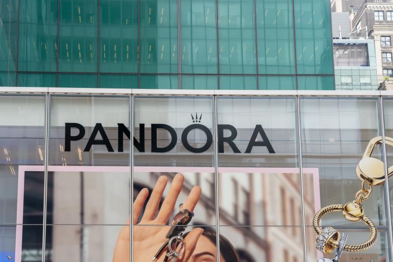Why Pandora Will Never Make Its Jewelry in the US