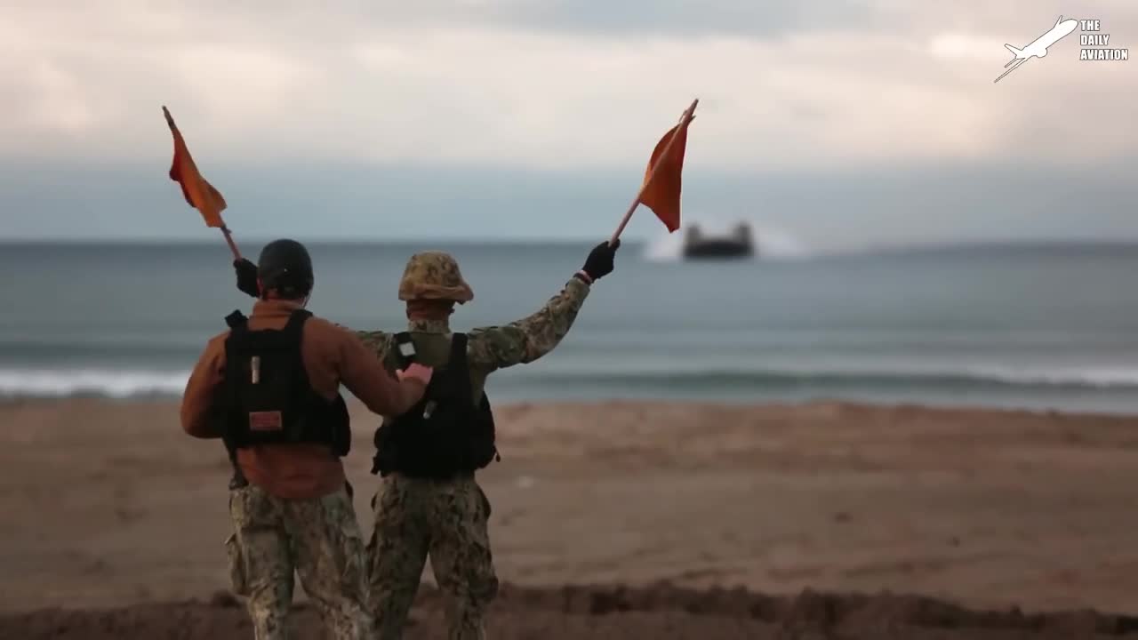 Monstrously Powerful US Navy Boats Patrolling The Sea at Extreme Speeds