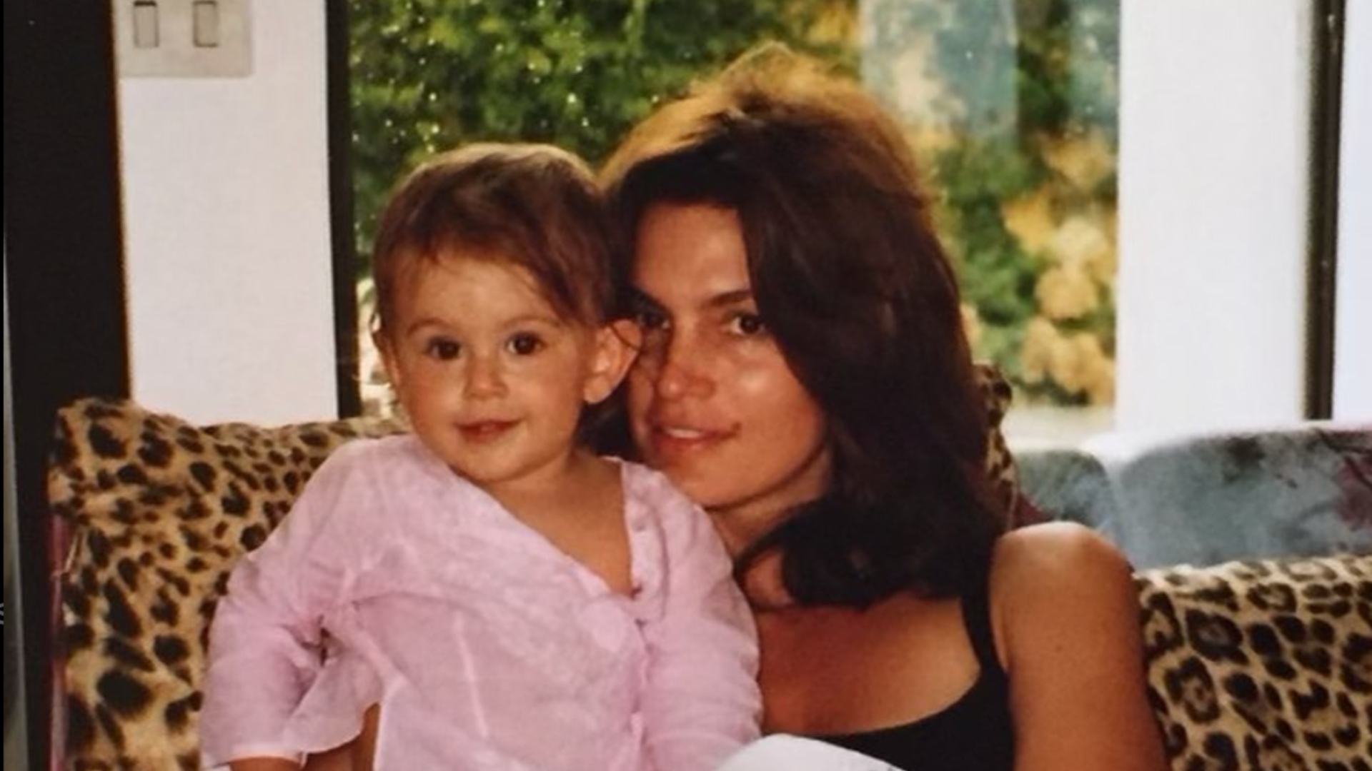 Mor-dotter-modeller: ikoniska duor!