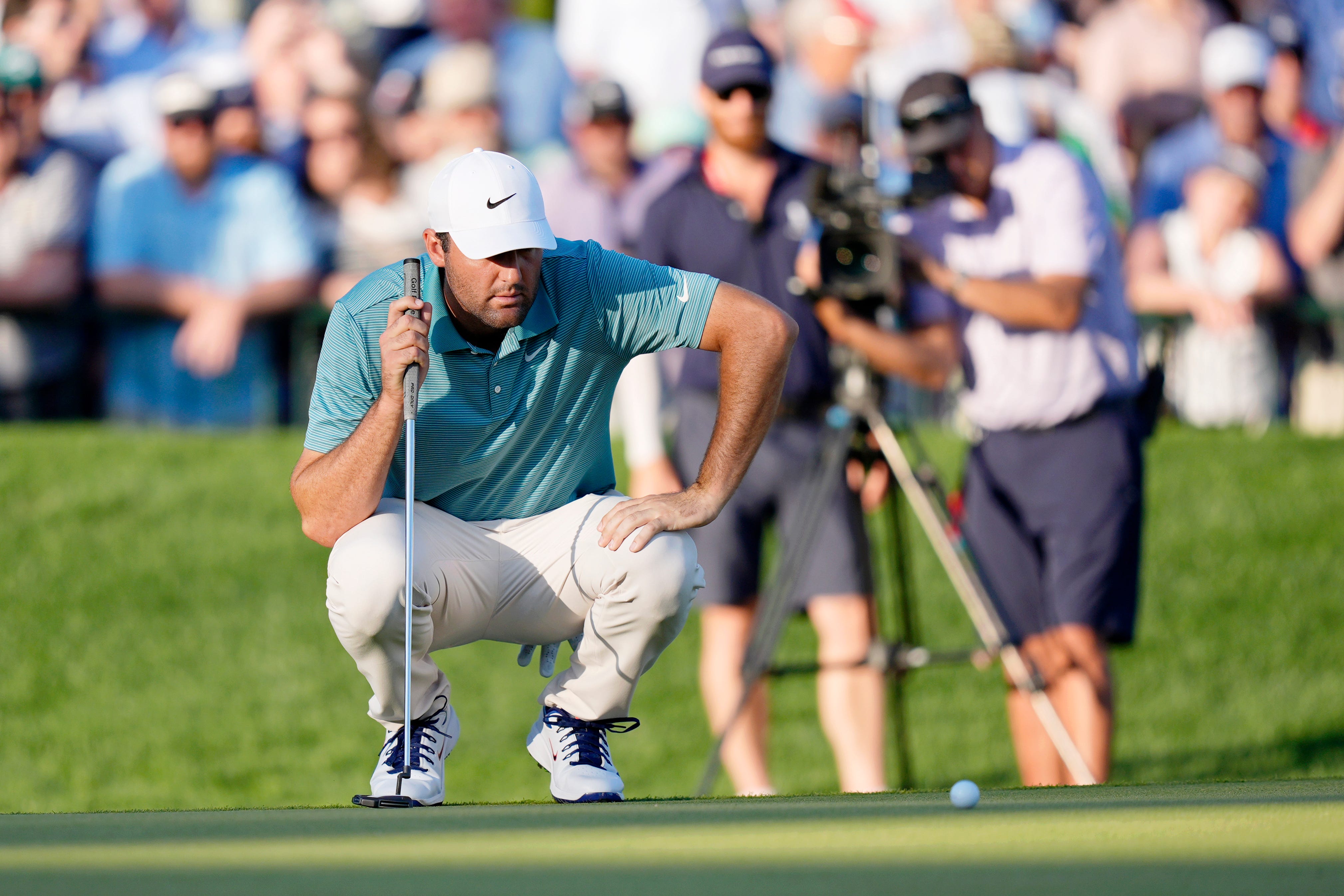 PGA Championship 2025 live leaderboard: Scottie Scheffler pulls away ...