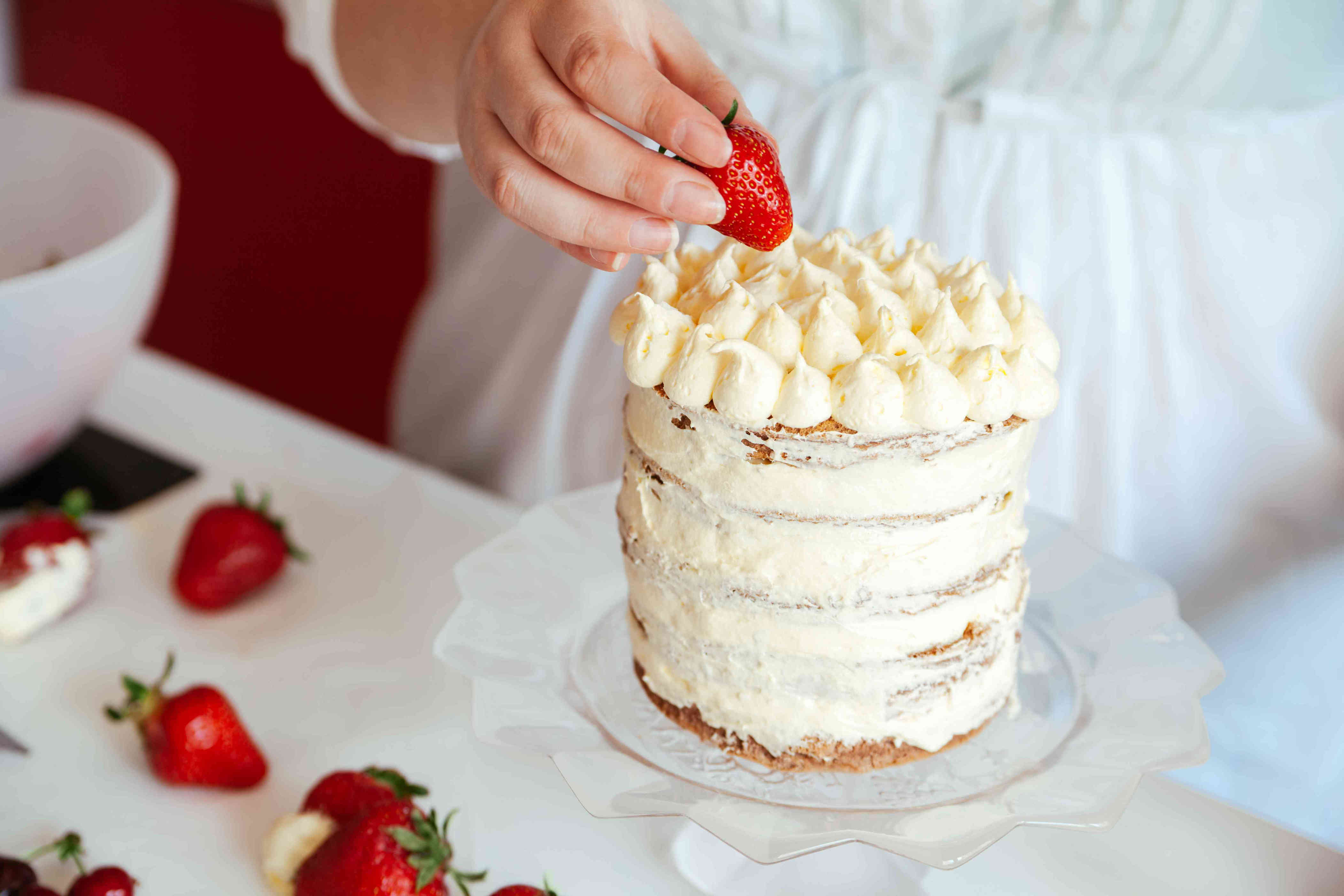 Cake Clubs Make Baking So Much Sweeter—Here's Why They're on the Rise