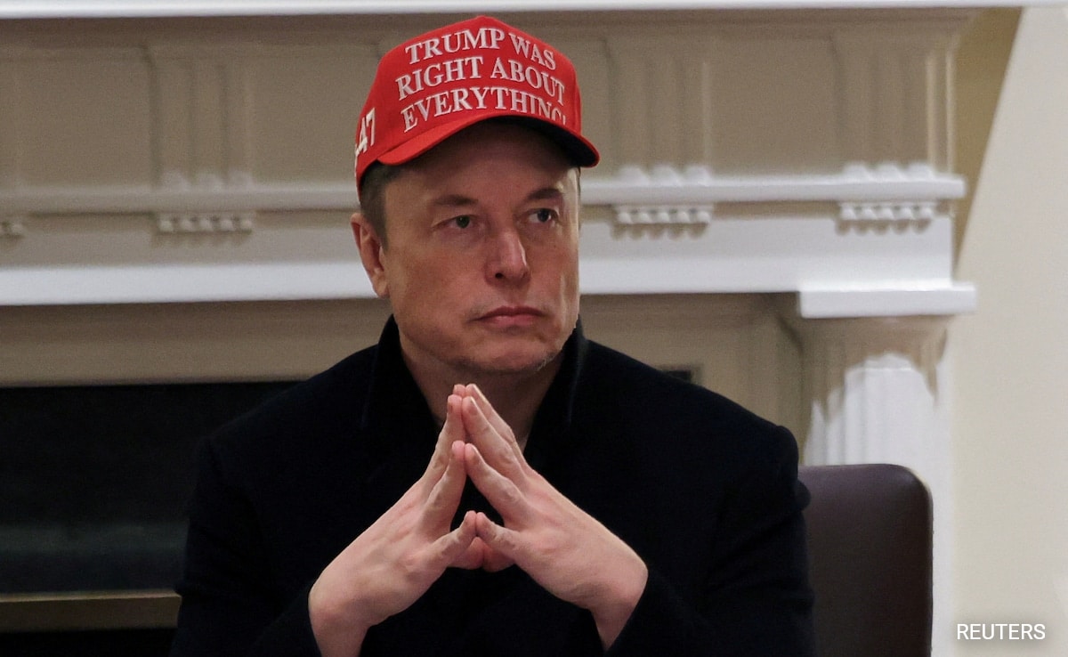 Vladimir Putin's Spy Agency Used Sex, Drugs, To Exploit Elon Musk: Ex ...