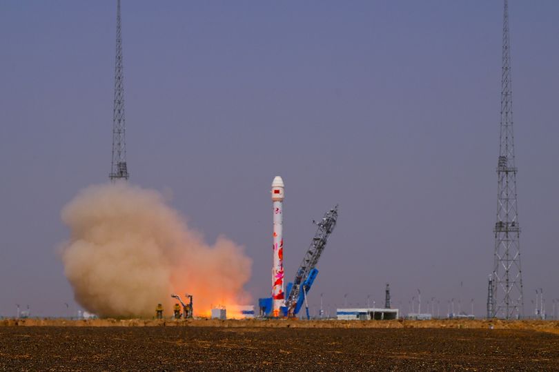 China launches 2,800 satellites into space to create world's first 'AI ...