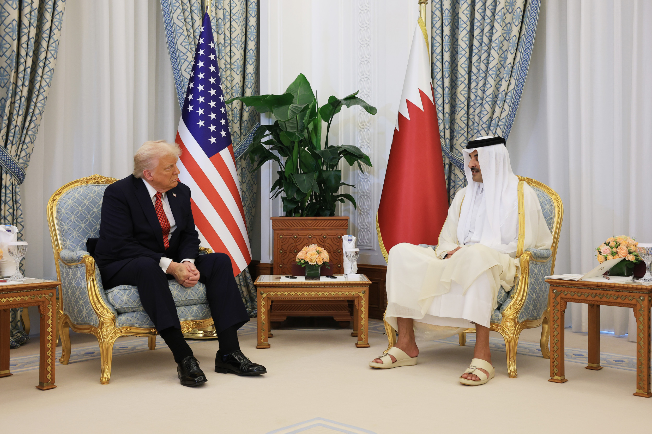 Donald Trump says Qatar "donating" Boeing 747 to US