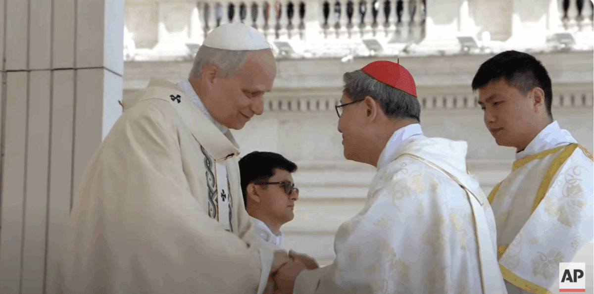 [LOOK ARTICLE] Tagle places the symbolic Fisherman’s Ring on Pope Leo XIV