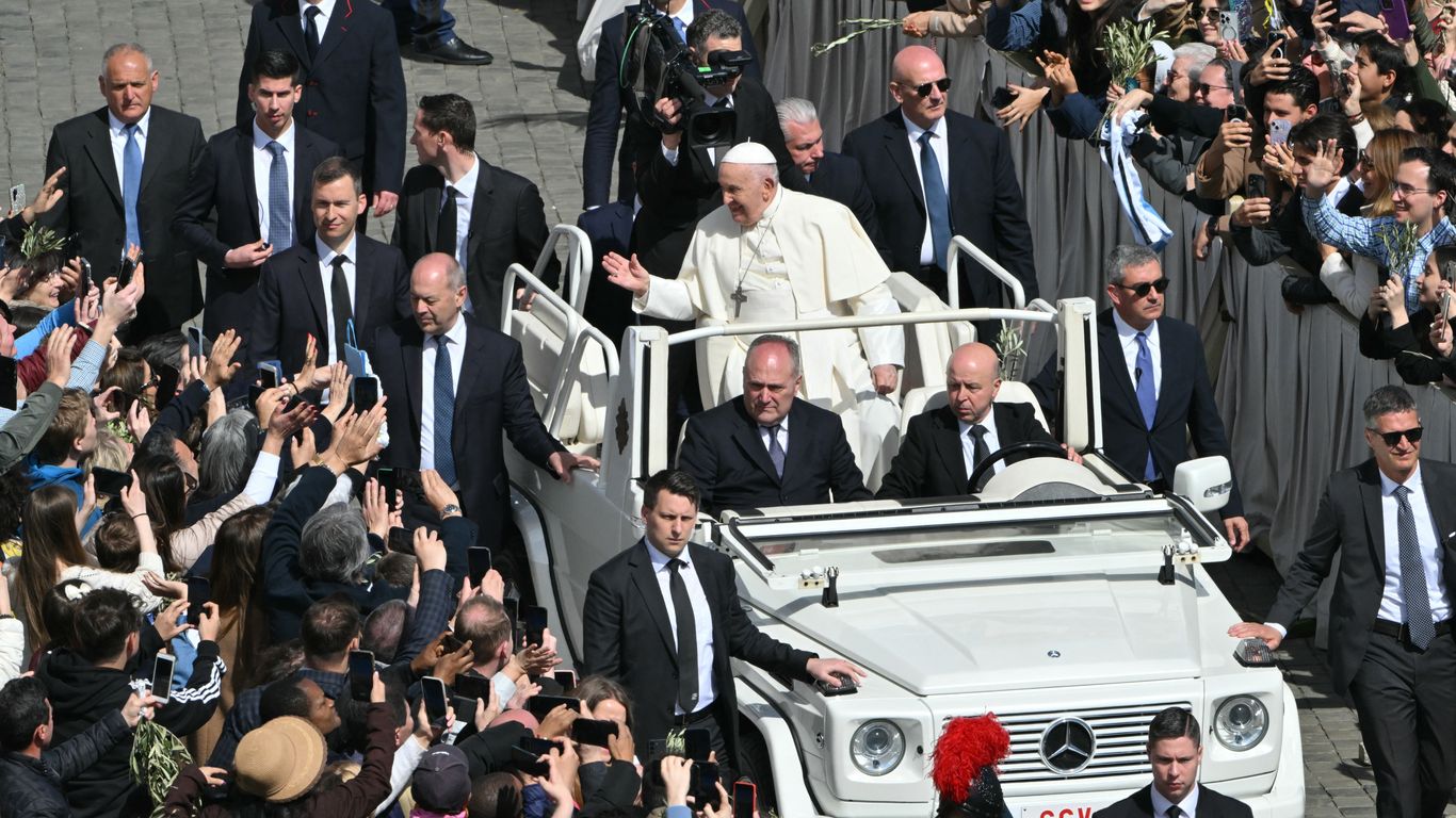 "His final wish": Pope's popemobile being transformed into health ...