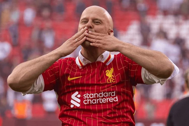 Liverpool Siap Lakukan Manuver Besar: Arne Slot Inginkan Dua Bintang ...