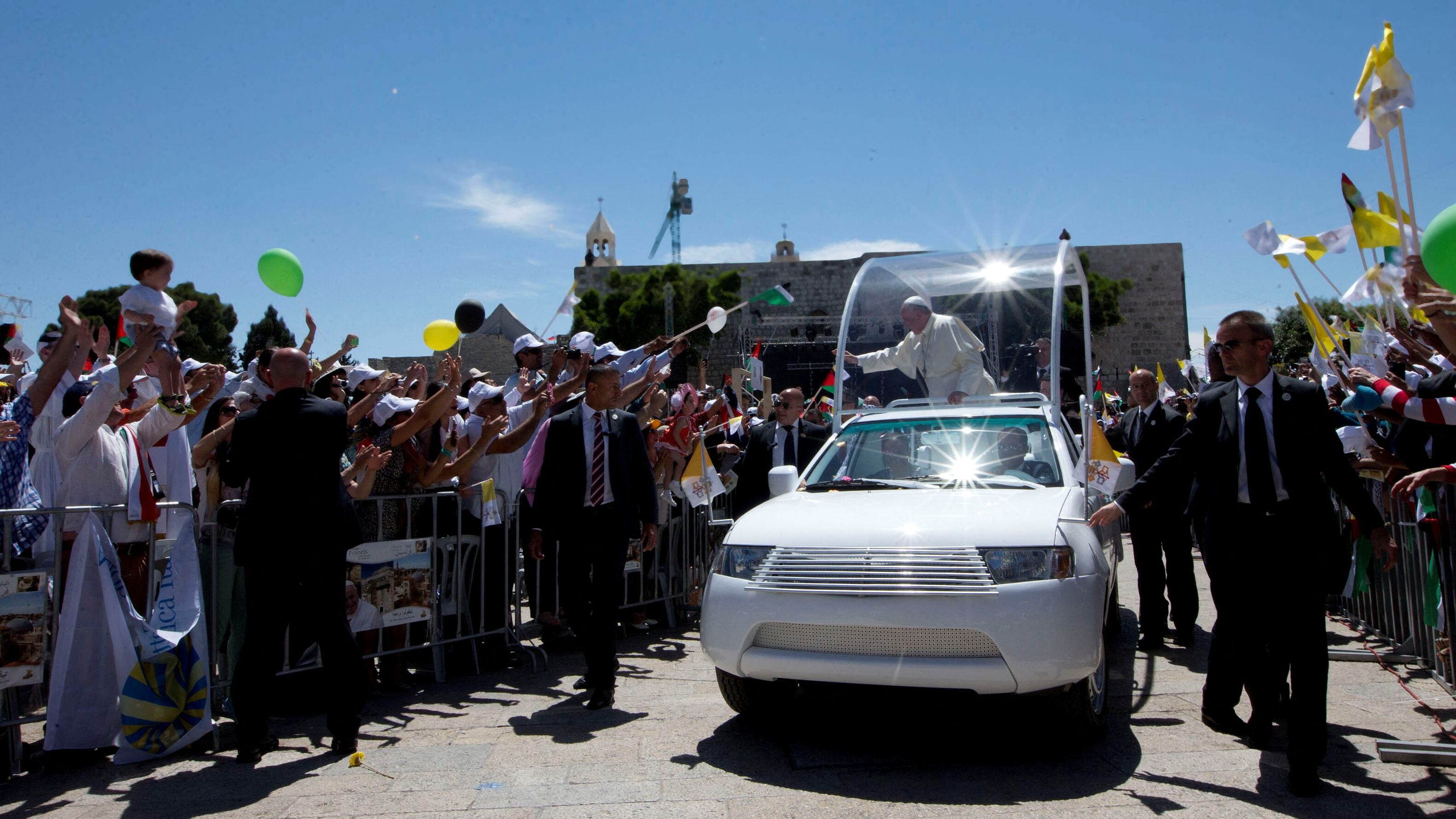 Pope Francis's final wish: Convert popemobile into health clinic for ...