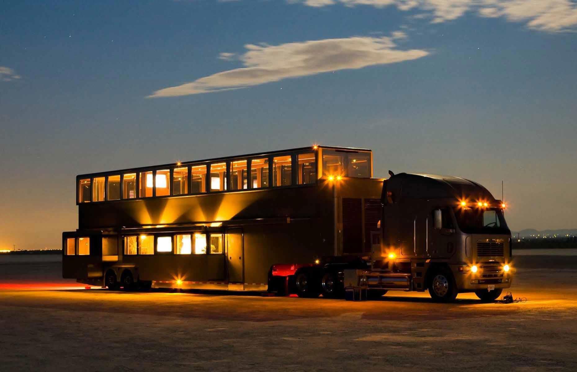 Monster-Camper: In 8 der größten Wohnmobile der Welt