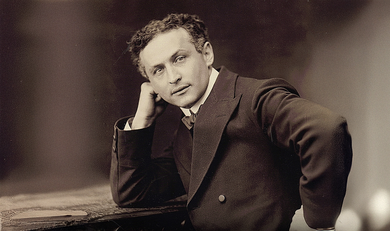Gut Punch: The Tragic Incident That Claimed The Life Of Houdini