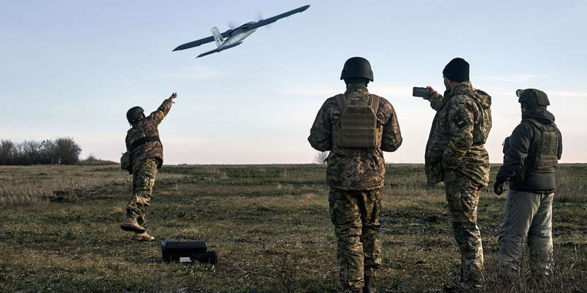 Flugverkehr zeitweise gestoppt - Russische Armee wehrt Drohnenangriff ... Flugverkehr zeitweise gestoppt - Russische Armee wehrt Drohnenangriff ...