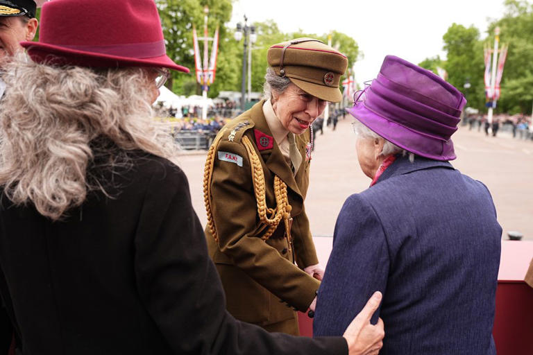 Princess Anne just copied Queen Elizabeth's 80-year-old cinched jacket ...