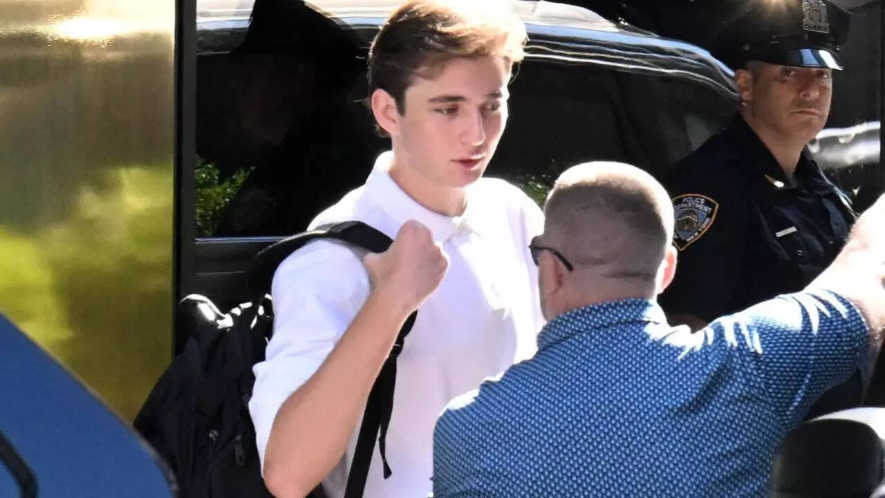 Barron Trump’s dating life: Is he seeing anyone? Here's the truth