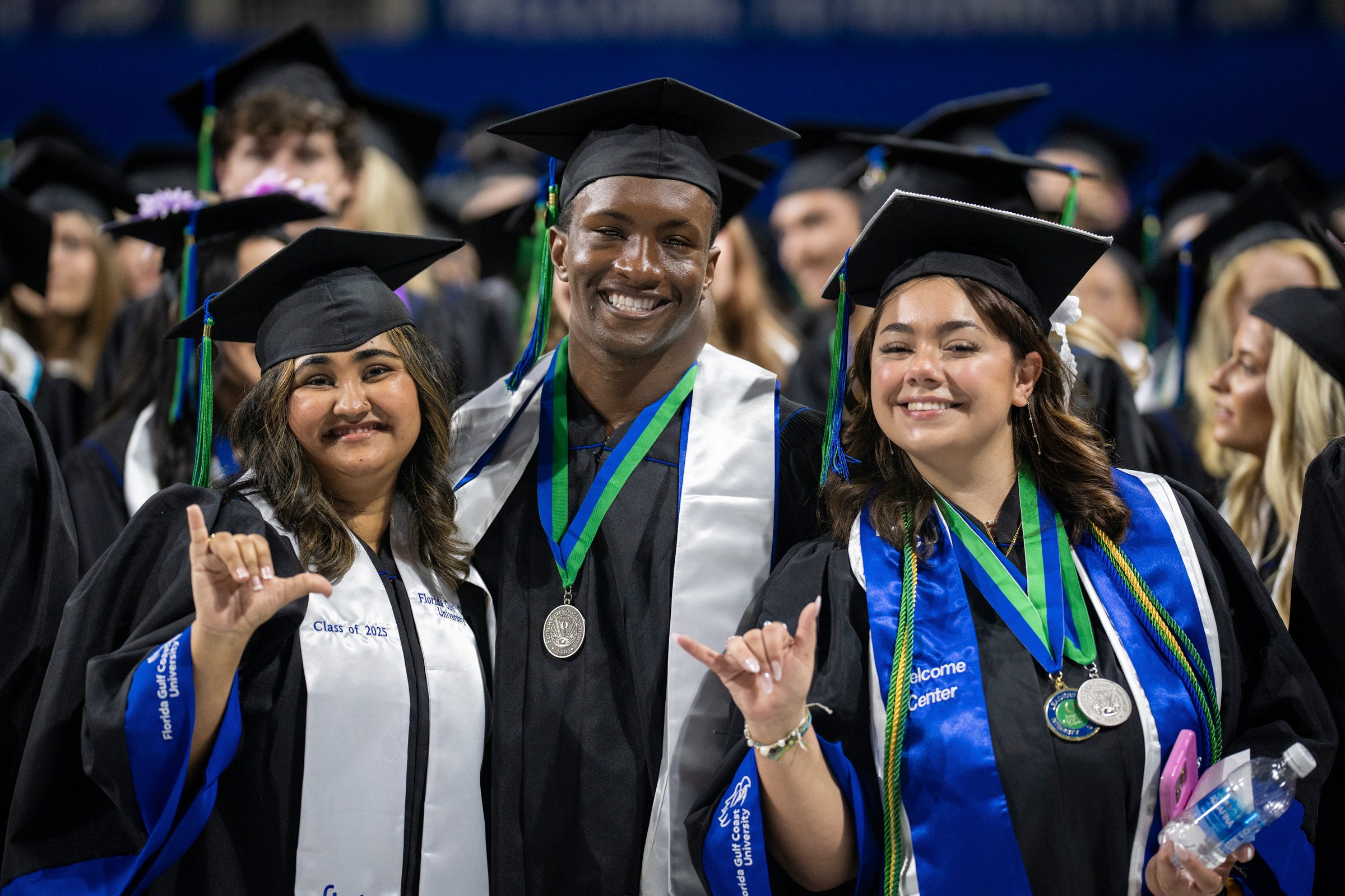 More than 2,000 FGCU students receive degrees in 2025 ceremony