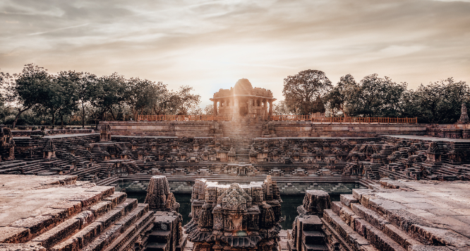 Sacred Shadows: Indian Temples Where Light Speaks the Language of Gods