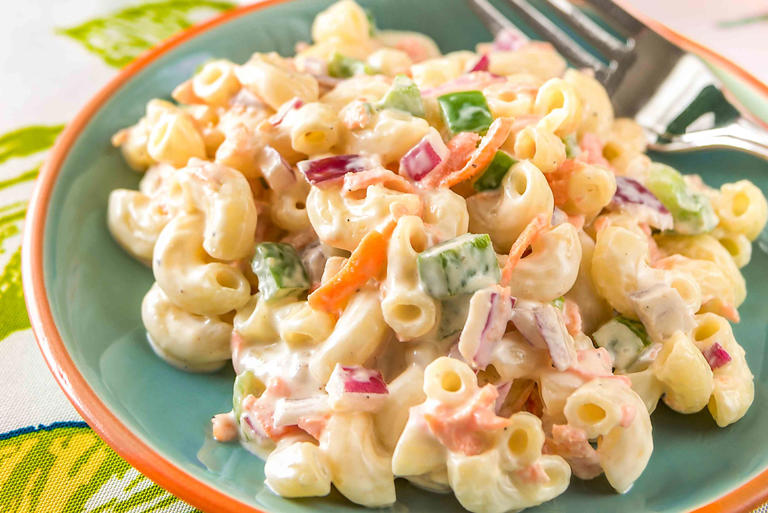 The Simple Trick for the Best Macaroni Salad, According to Experts