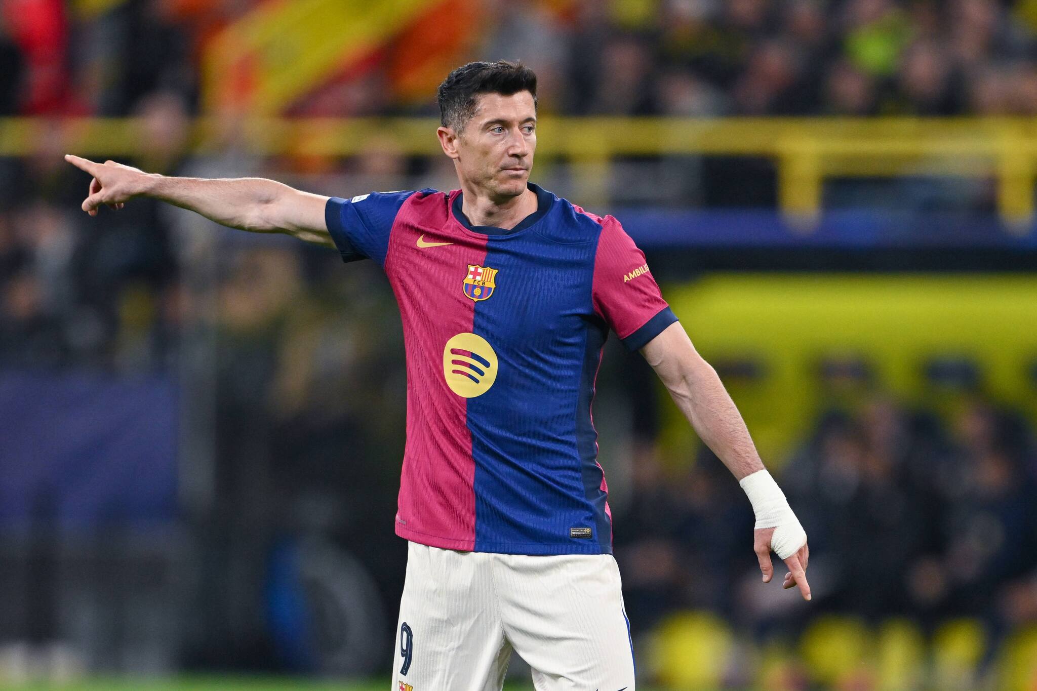 CL: Barcelona mit Lewandowski - Flick plant den Finaleinzug