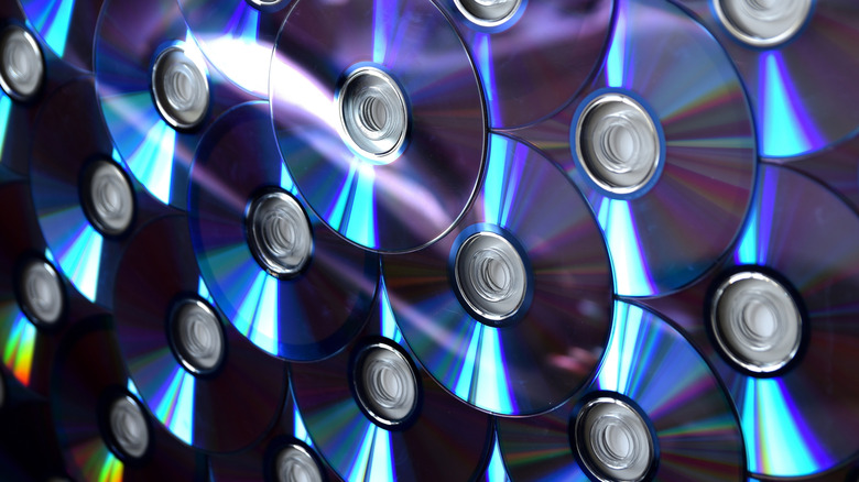 Disc Vs. Disk: What's The Difference In Tech?