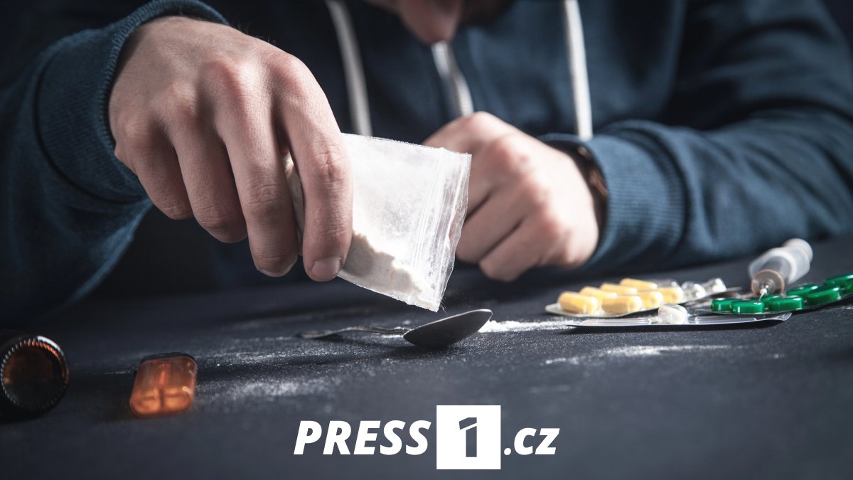 Nová neznámá droga už zabíjí i v Česku. Stačí malé množství