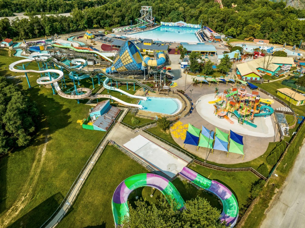 Six Flags theme park to close for good after 25 years