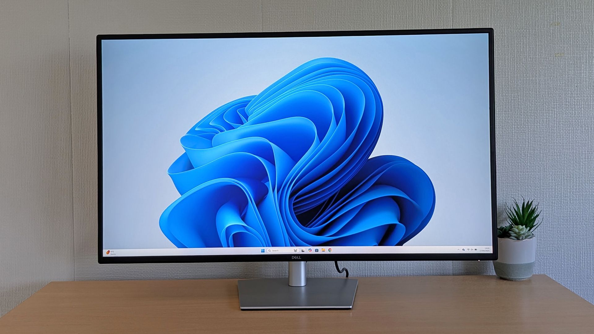 Dell's new UltraSharp monitor could be my perfect WFH recommendation