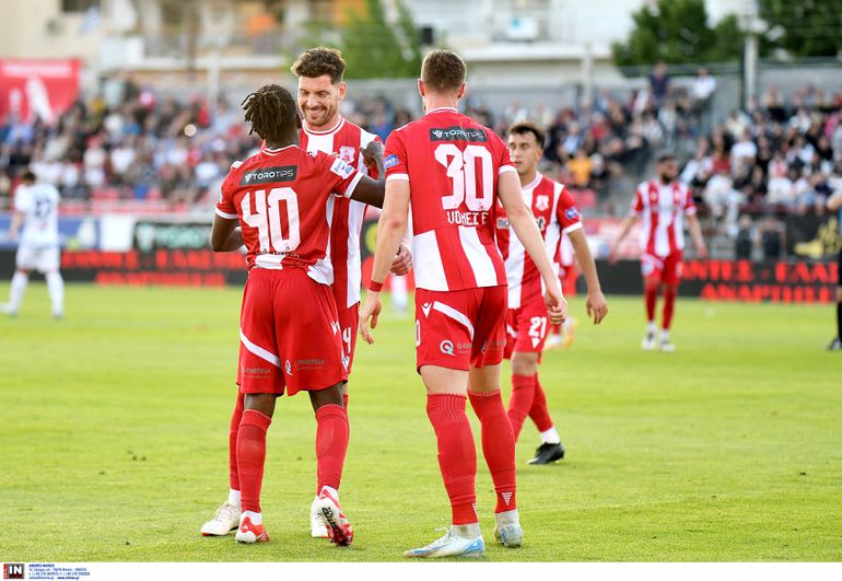 «Λιοντάρι» ο Πανσερραϊκός, κατασπάραξε τον Βόλο κι έκανε άλμα παραμονής!