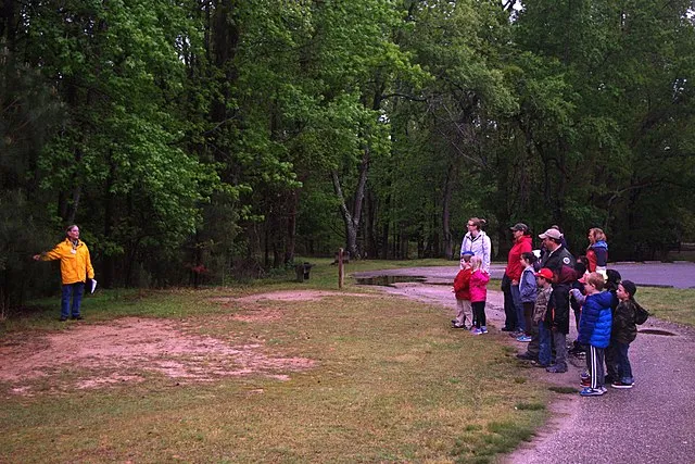 12 Field Trip Destinations from the Past That Don't Exist Anymore