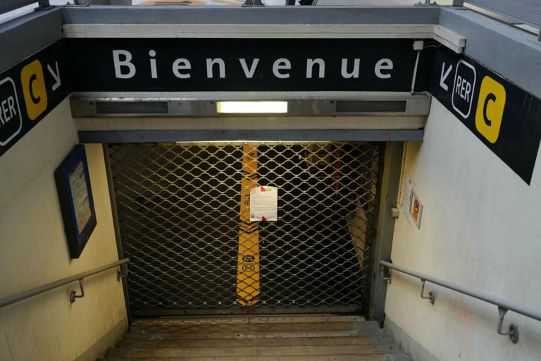 Grève SNCF : RER, Transilien, à quoi faut-il s'attendre mardi en Île-de-France