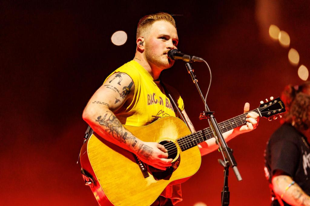 Zach Bryan Signs New Deal With Warner Records