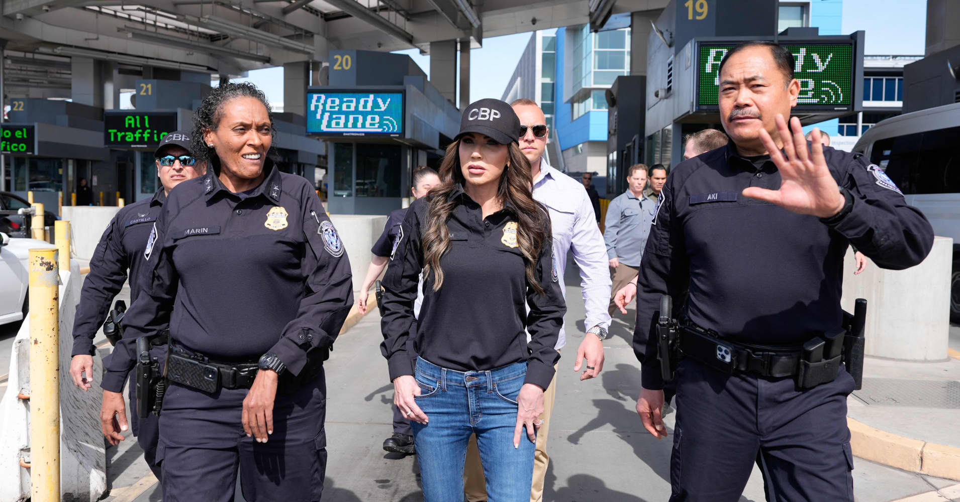 Trump administration offers $1,000 to immigrants who 'self-deport'