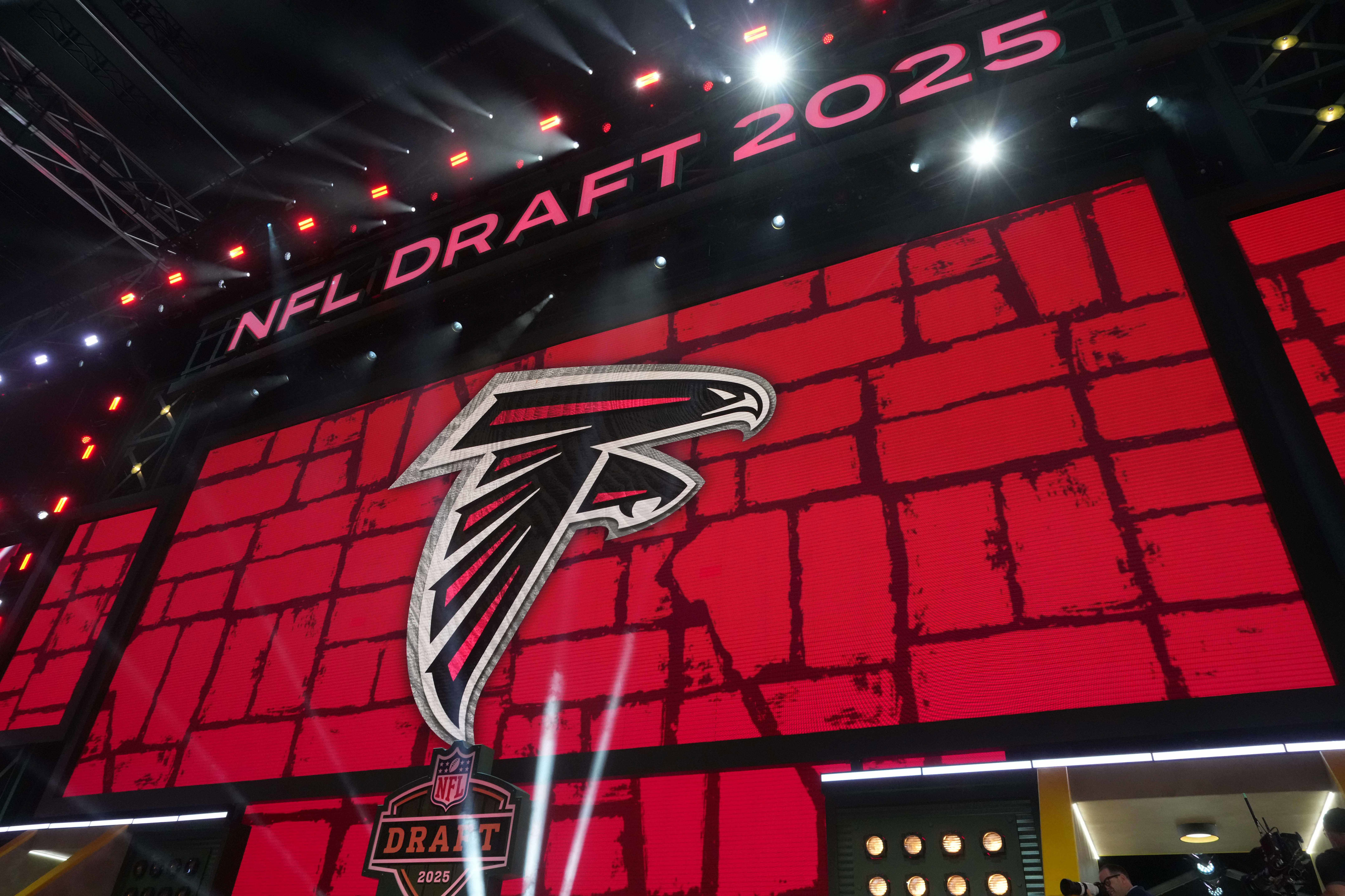 Where do the Atlanta Falcons pick in the 2026 NFL Draft?