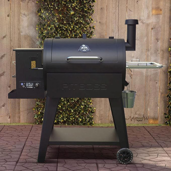 Pit Boss vs. Traeger: Who Makes the Better Pellet Grill?