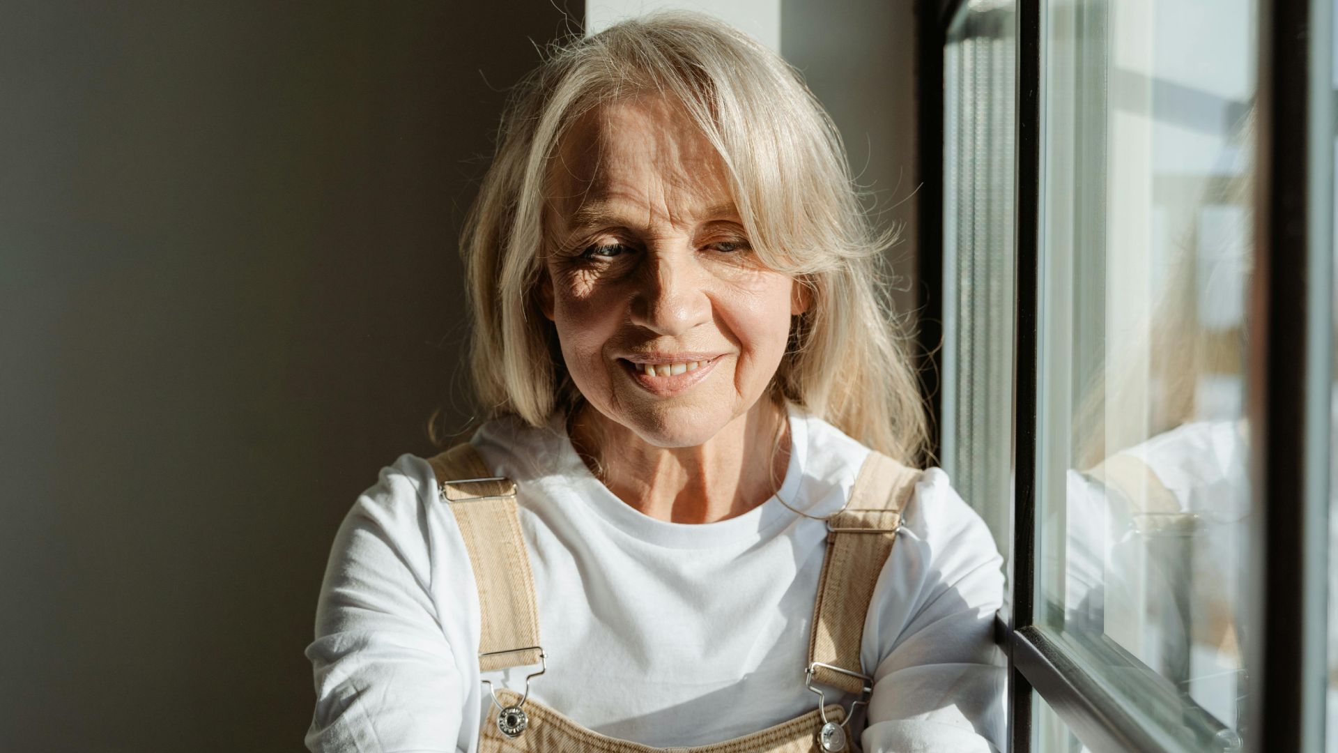 Why do some people defy time (and not others)?