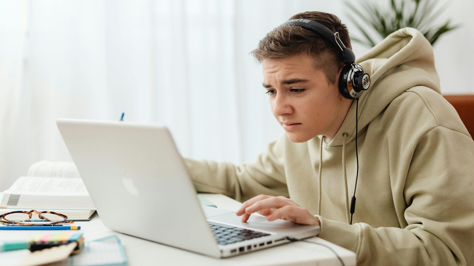 20 Common Stereotypes About Tech Workers That Aren't True