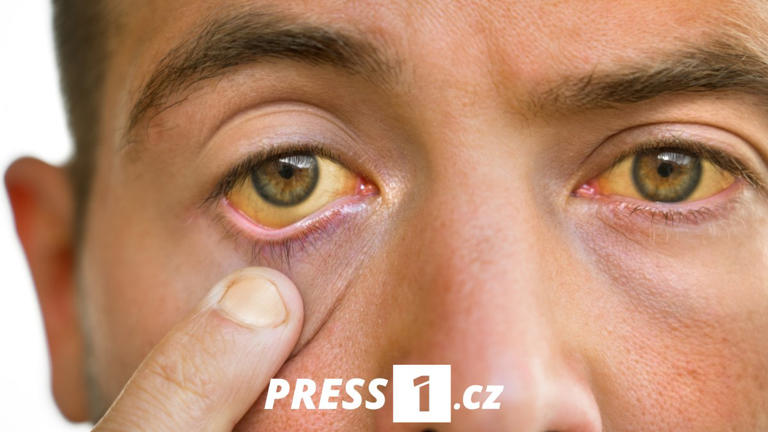 Your New Workout Bud Is 20% Off: This Beats Powerbeats Pro 2 Deal Is a Flex