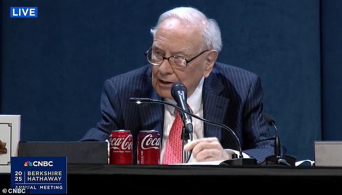 Warren Buffett announces his retirement