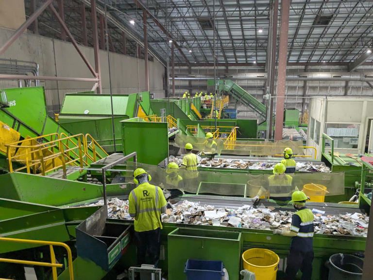 Recycling gets smarter: AI robots from Amazon-backed startup are ...