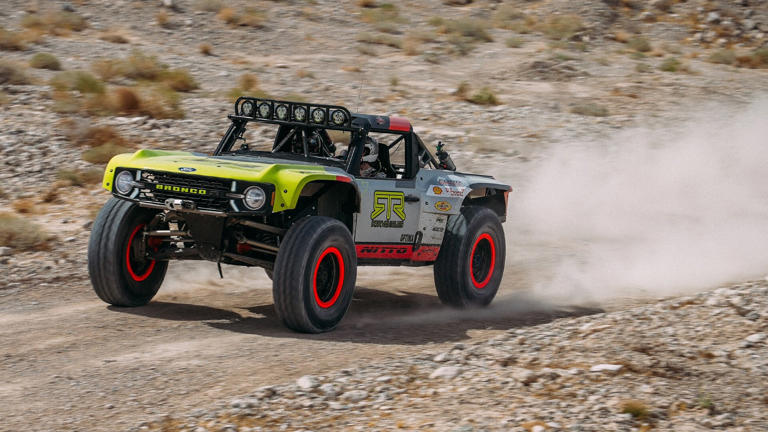 Unbridled: We Drive a 1,000-HP Ford Bronco and a King of Hammers ...