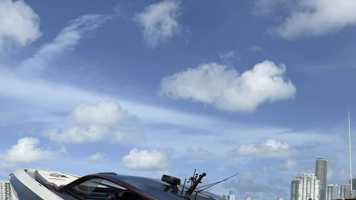 Dozens rescued from yacht after it began sinking off Miami Beach