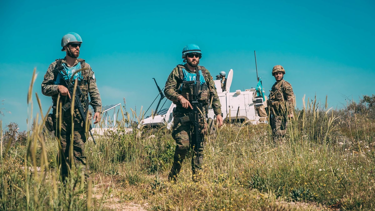 Los militares de la BRI X refuerzan la seguridad en el Sur del Líbano ...