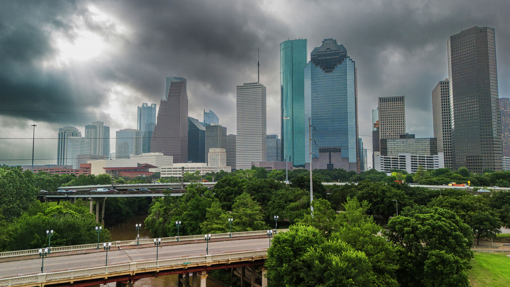 Storms target Houston with potential for large hail and dangerous winds