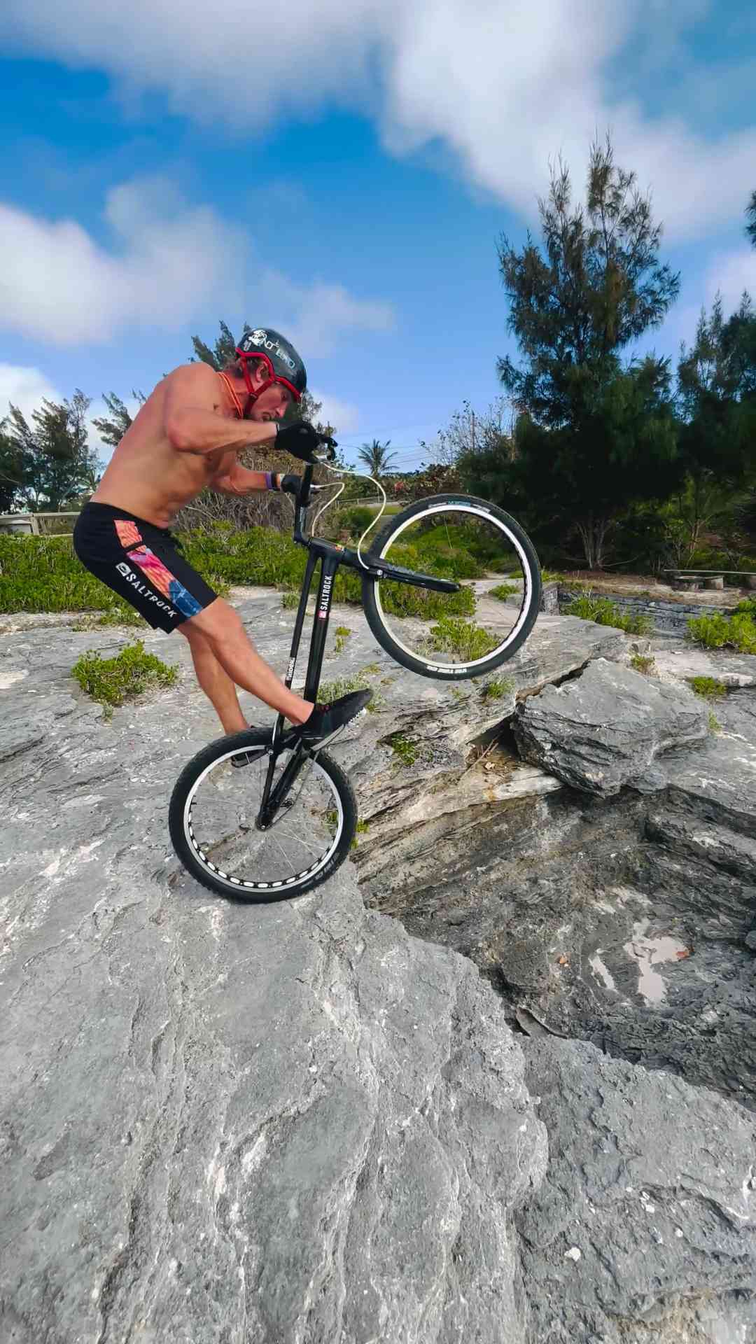 Mountain Bike Trials Rider Tackles Coastal Bermuda Rocks