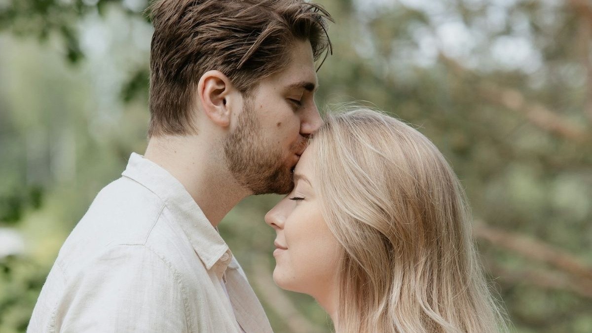The Language of Love: 11 Phrases Commonly Heard Between Deeply Connected Couples