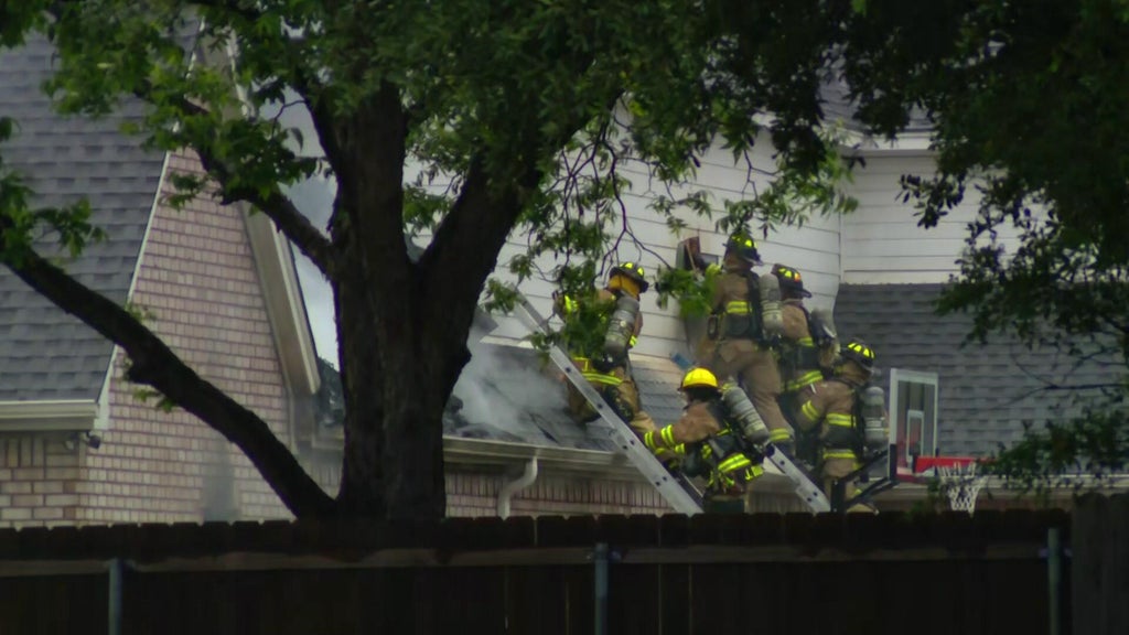 3 injured after possible lightning strike sparks house fire in ...