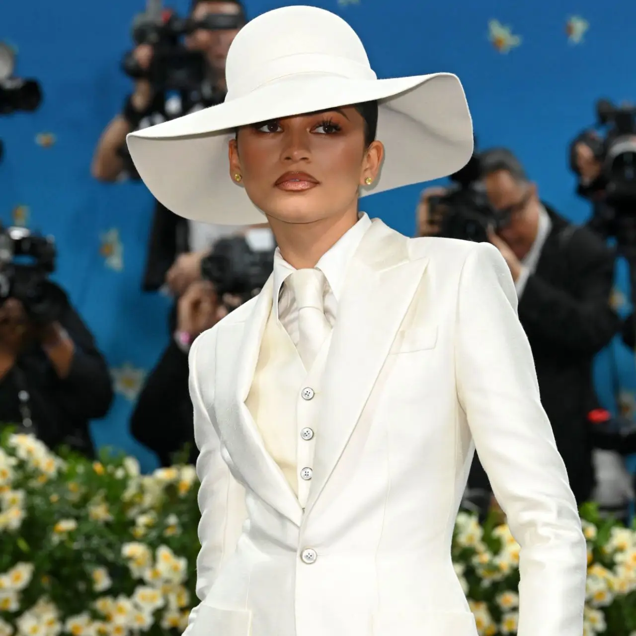 De Zendaya a Demi Moore: los looks más espectaculares de la Met Gala ...