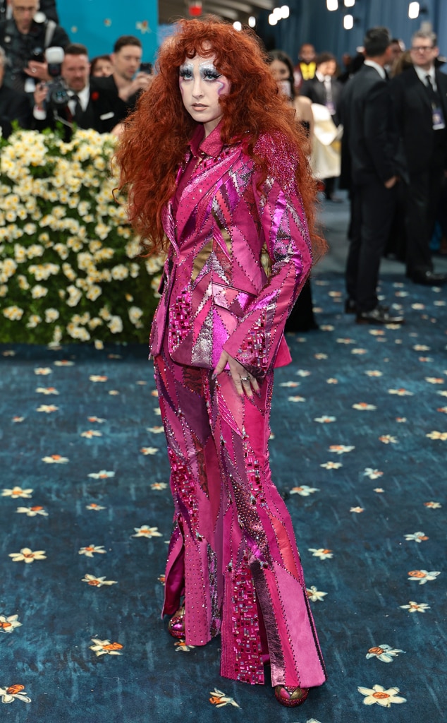 Met Gala 2025: Chappell Roan's Debut Proves She's Hot to Go