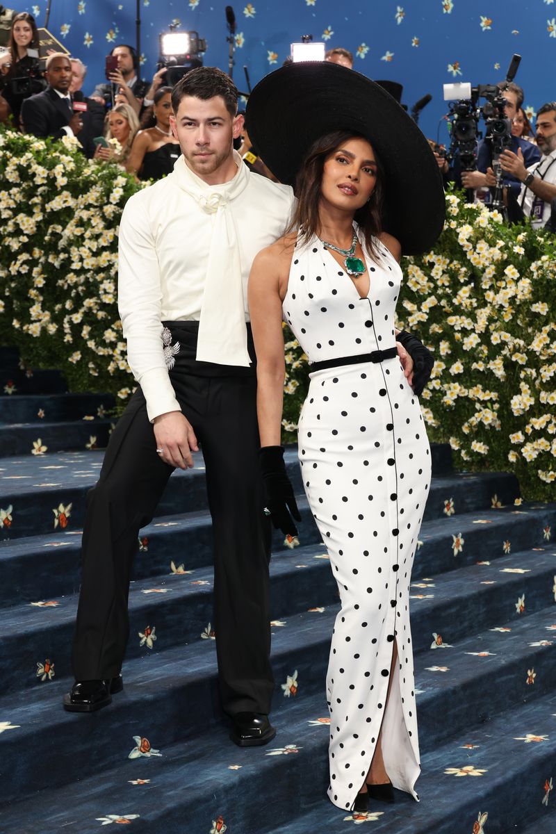 Priyanka Chopra Is at the 2025 Met Gala Looking Stunning in a Polka Dot ...