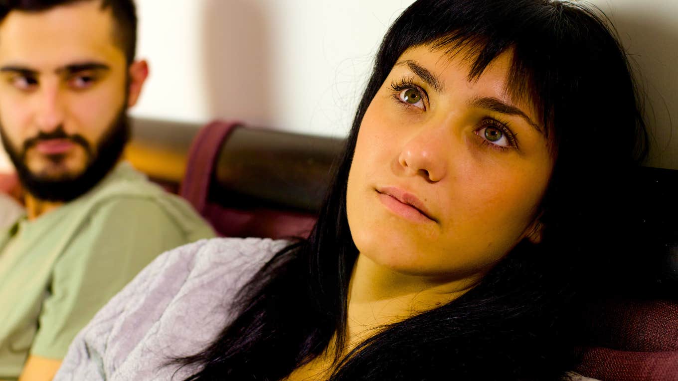 10 Signs Of A Couple That's Growing Apart, Even If They Haven't Noticed Yet