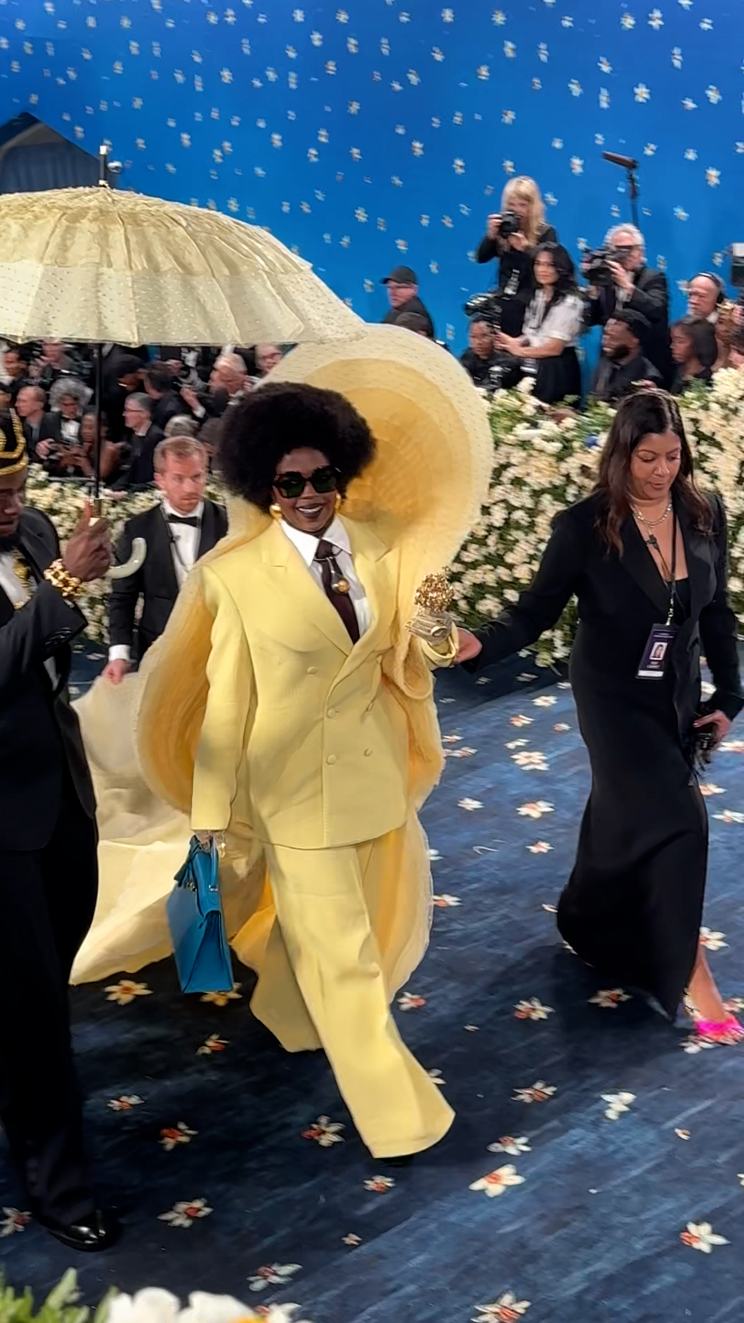 Lauryn Hill brings sunshine yellow to Met Gala