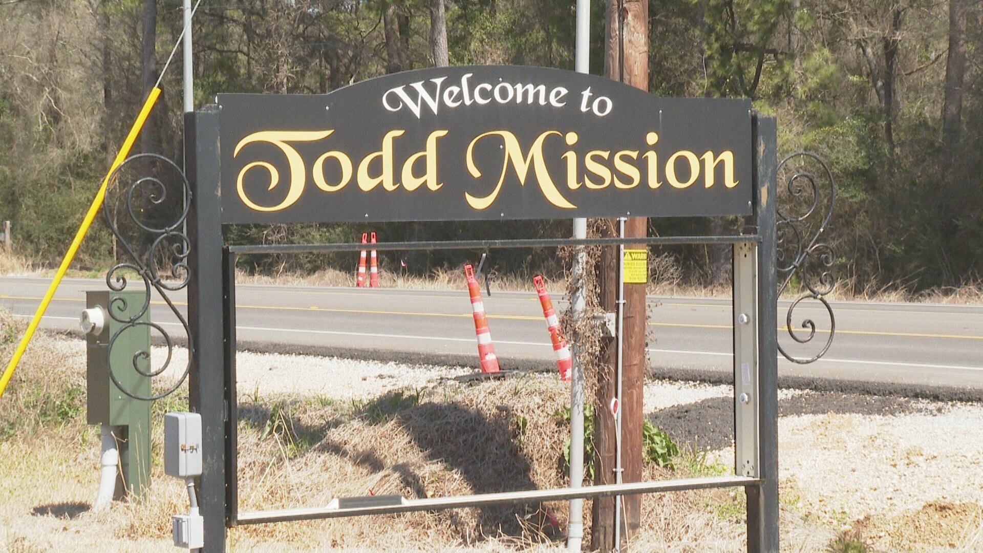 Todd Mission elects new mayor as judge weighs Texas Renaissance ...